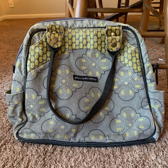 Petunia Pickle Bottom | Bags | Petunia Pickle Bottom Sashay Satchel ...